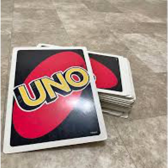 Games | Classic Uno Giantsized Playing Cards Fun Family Game For All ...